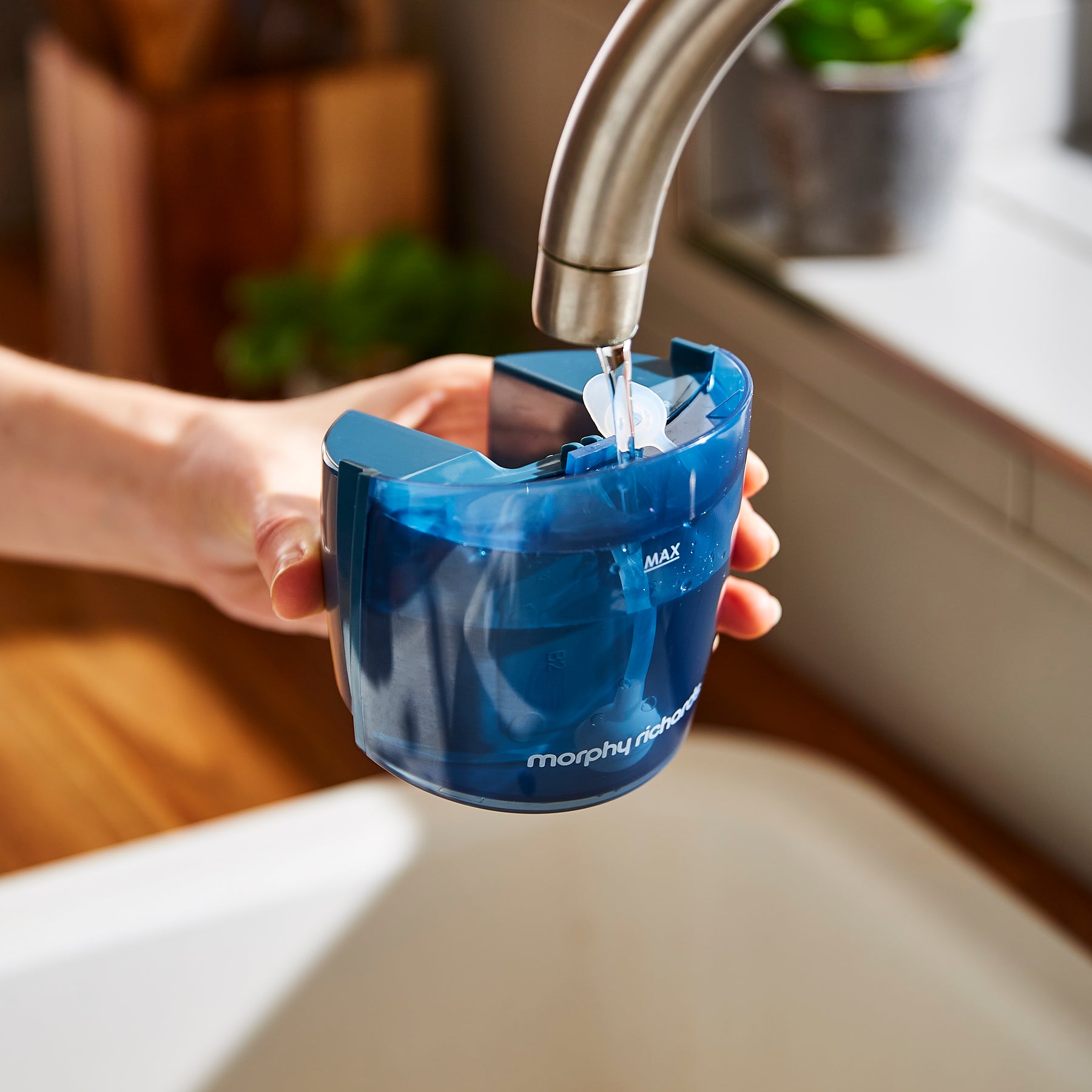 Morphy Richards Handheld Garment Steamer – Morphy Richards-UK