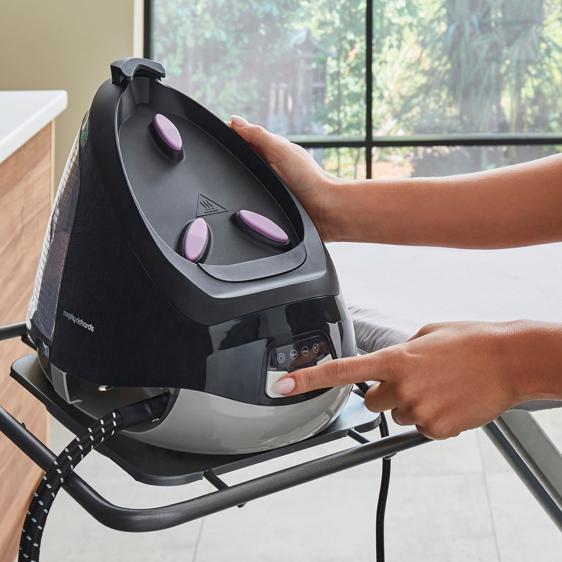 Morphy Richards Easy Steam 2400w Steam Generator Iron – Morphy Richards-UK